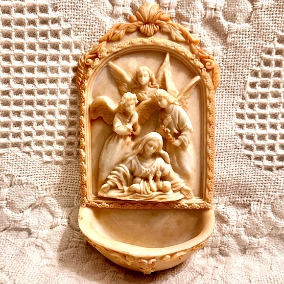 Accents | Angels At The Manger Nativity Of Jesus Christ Holy Water Font ...